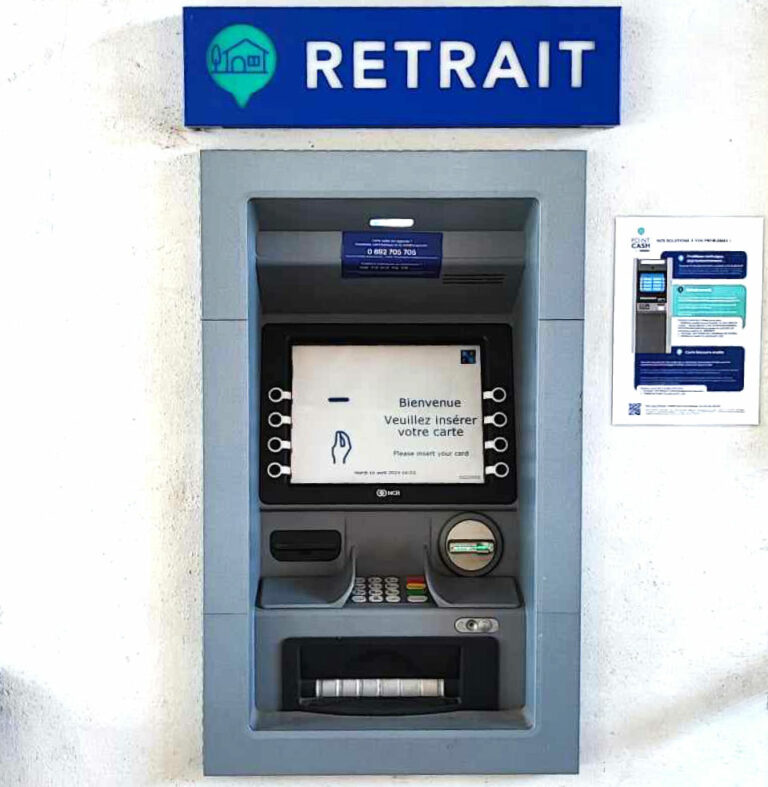 DISTRIBUTEUR AUTOMATIQUE DE BILLETS (DAB)